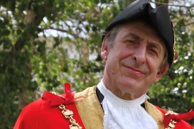 New mayoral candidate receives unanimous support | totnes-today.co.uk