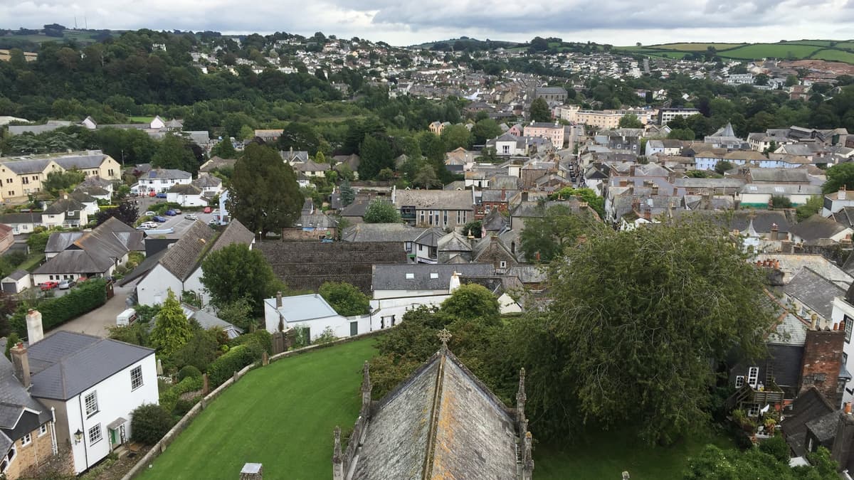 Church looks up for green energy solution | totnes-today.co.uk